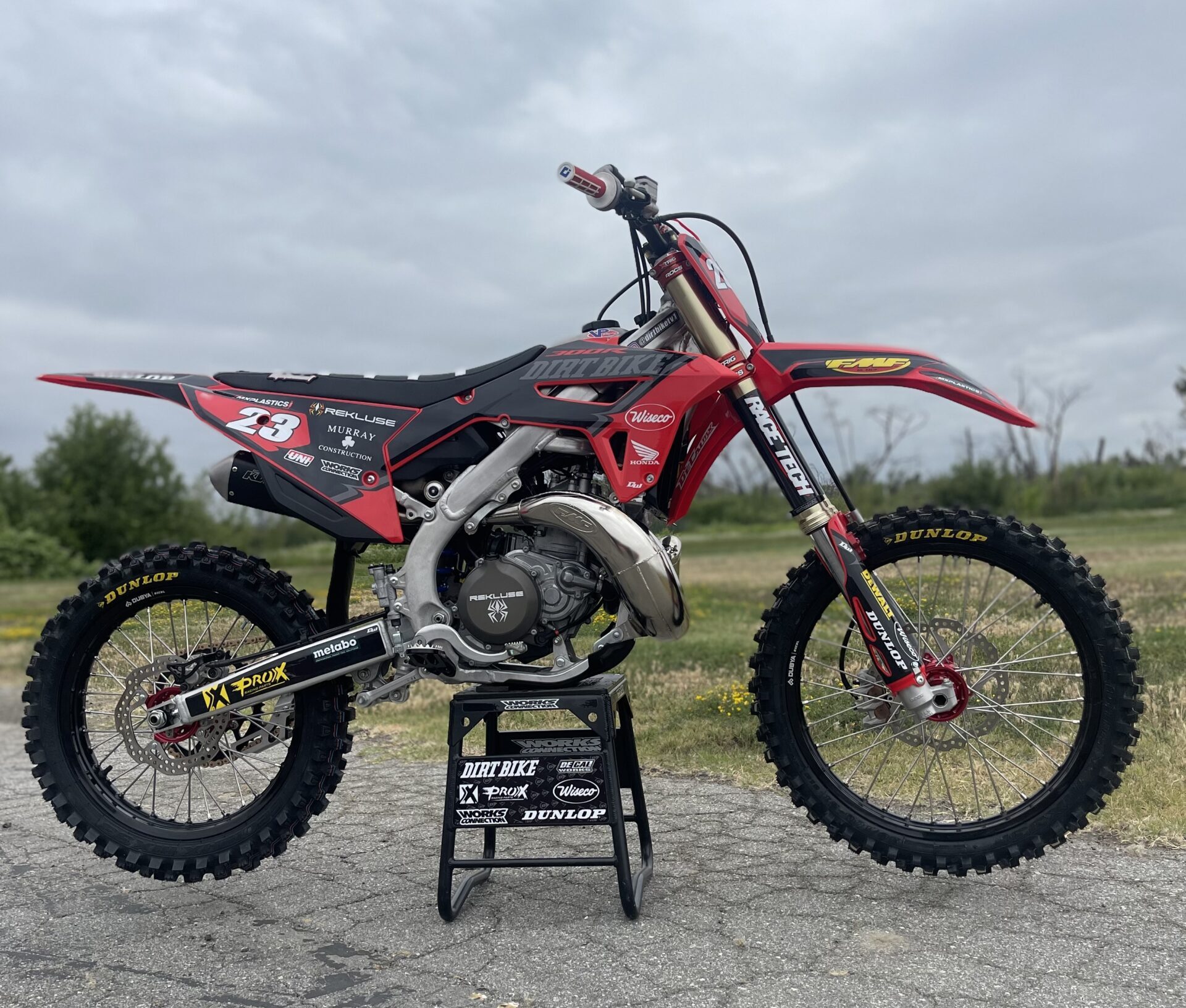 CR300 Two Stroke Dirt Bike Magazine DBTV Build - DirtBikeTV